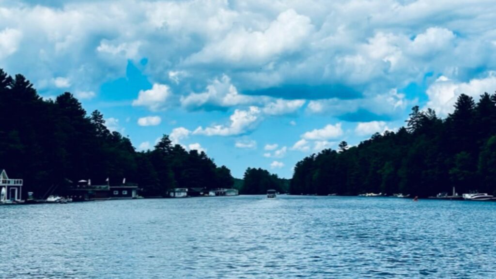 Boating Etiquette Key Guidelines For Respectful Navigation