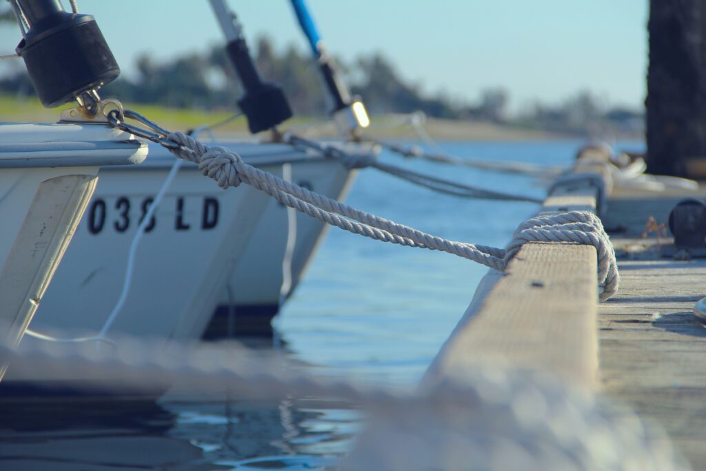 How to Tie a Boat to a Dock: Quick and Easy Steps